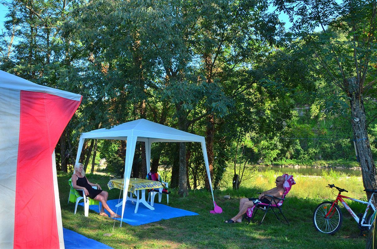 Camping Ardèche: stacaravan met airconditioning vlakbij Vallon Pont d’Arc